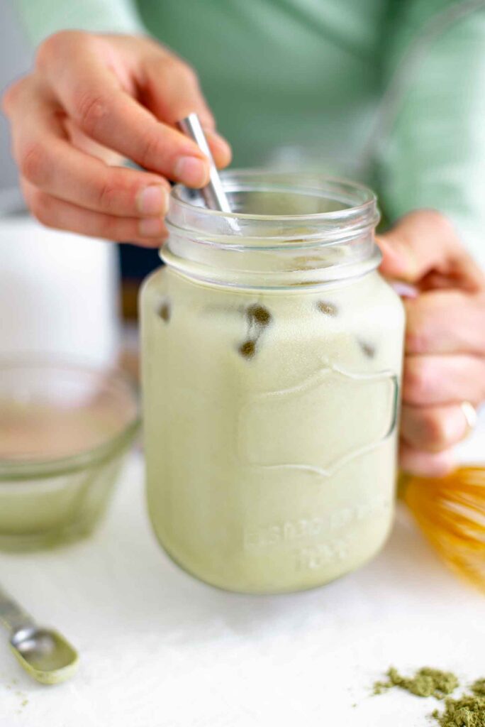 Iced Matcha Latte - Cool Down And Perk Up • Tasty Thrifty Timely